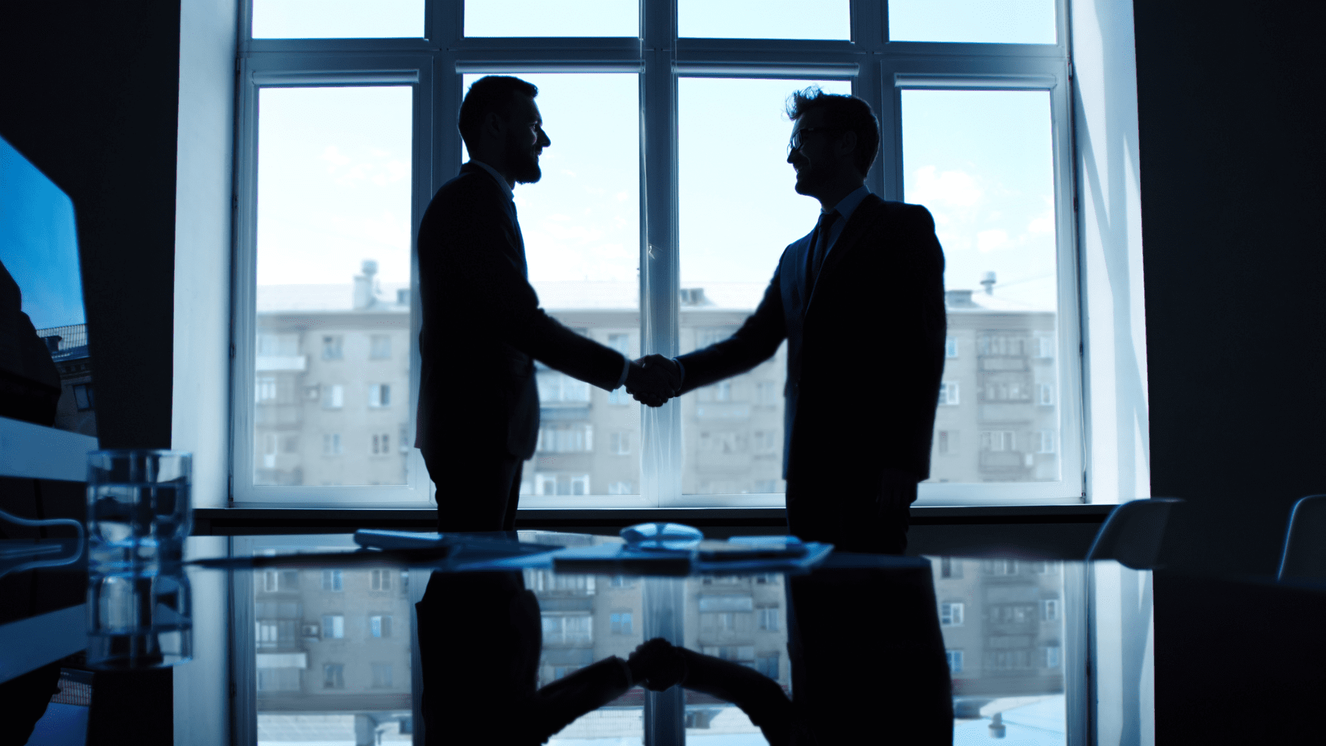 How to Greet and Introduce Yourself in a Job Interview